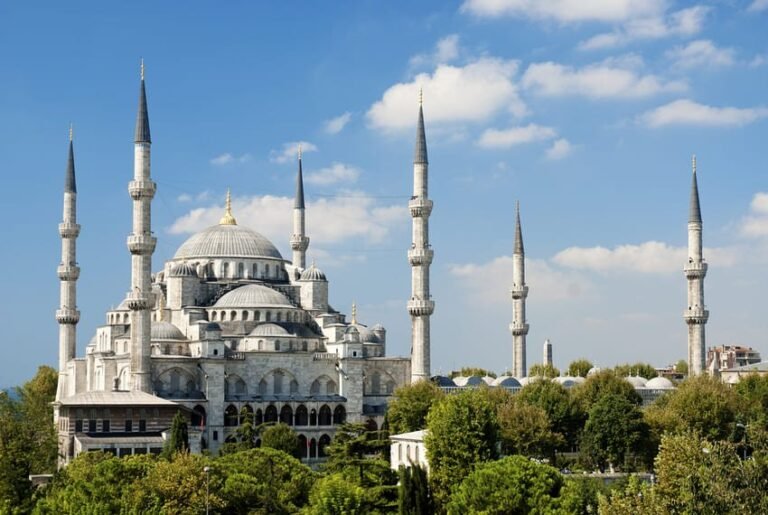 Blue Mosque 2026: History, Guide, Tips, Opening hours